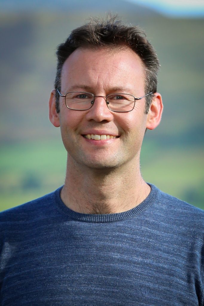 Glenn Lucas portrait head and shoulders – AWGB Woodturning Seminar